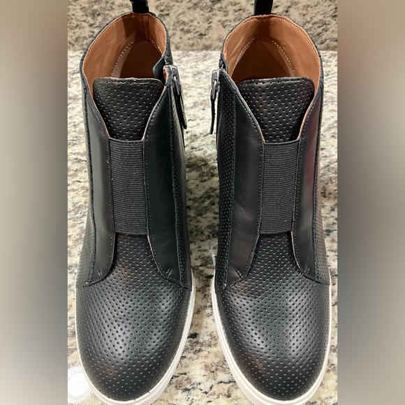 Paolo | Shoes | Linea Paolo Wedge Booties | Poshmark